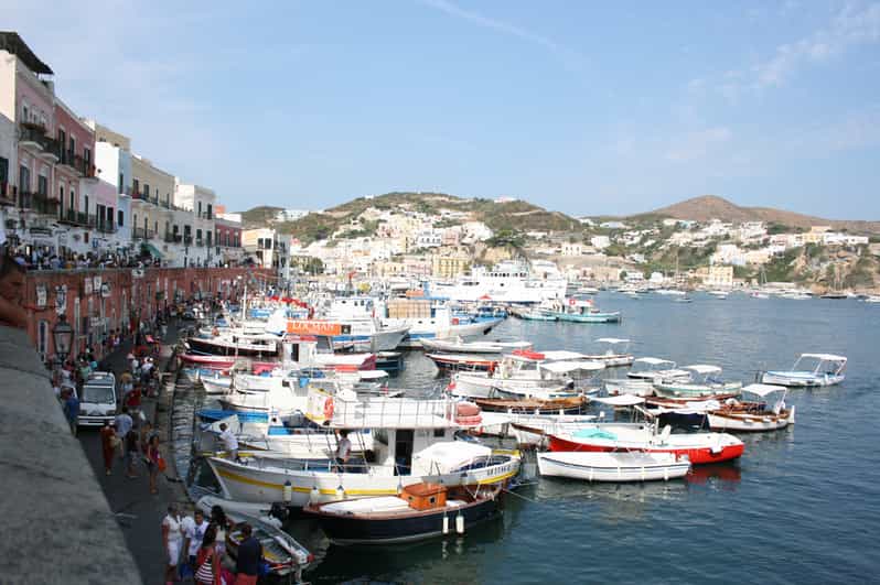 Von Cellole, Baia Domizia, Minturno, Formia: Ponza | GetYourGuide