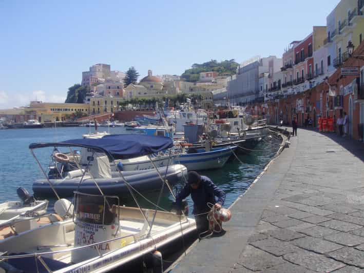 Von Cellole, Baia Domizia, Minturno, Formia: Ponza | GetYourGuide
