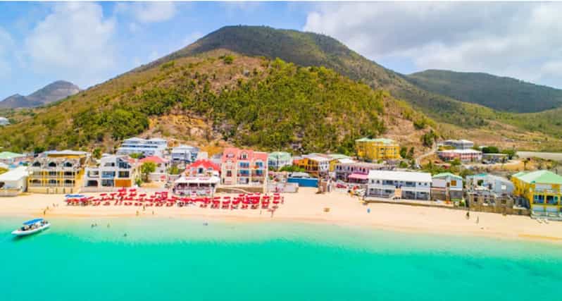 Saint Martin : Détente à la plage de Grand Case | GetYourGuide