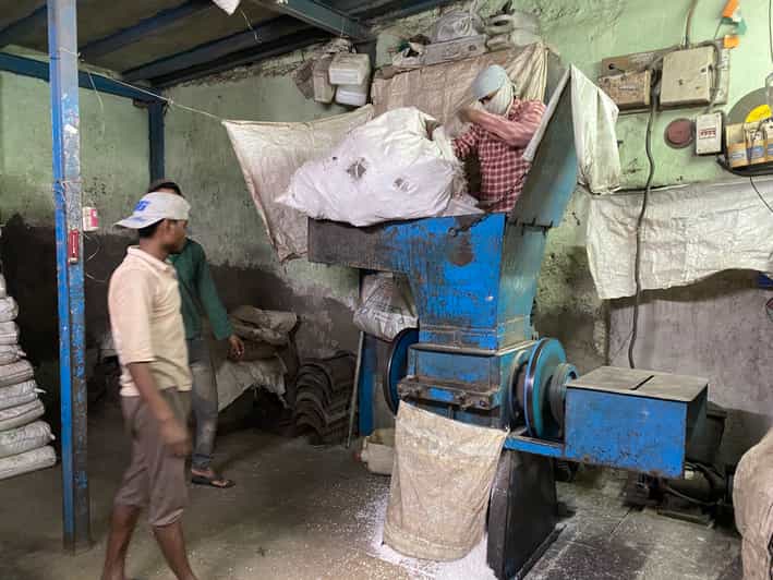 Inside Dharavi: Unveiling Mumbai's Slum Culture Tour | GetYourGuide