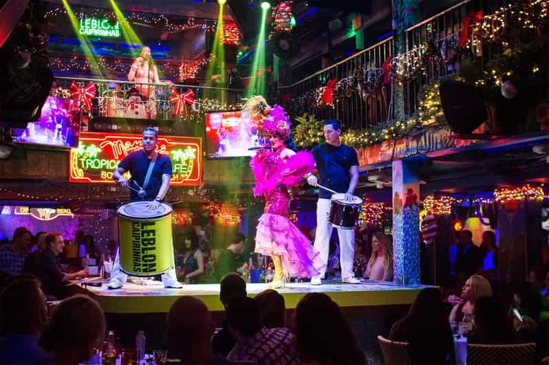 Miami: Mango's Tropical Cafe Dinner & Show | GetYourGuide