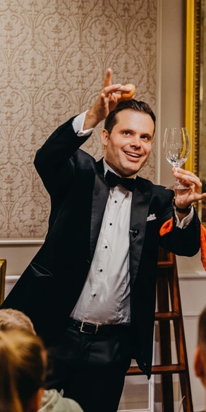 Impossible Occurrences - Melbourne Magic Show | GetYourGuide