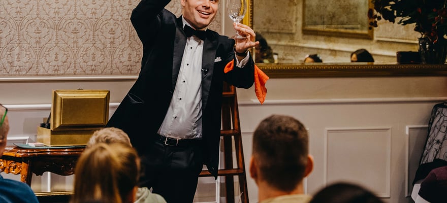 The BEST Las Vegas Magic shows 2024 - FREE Cancellation | GetYourGuide