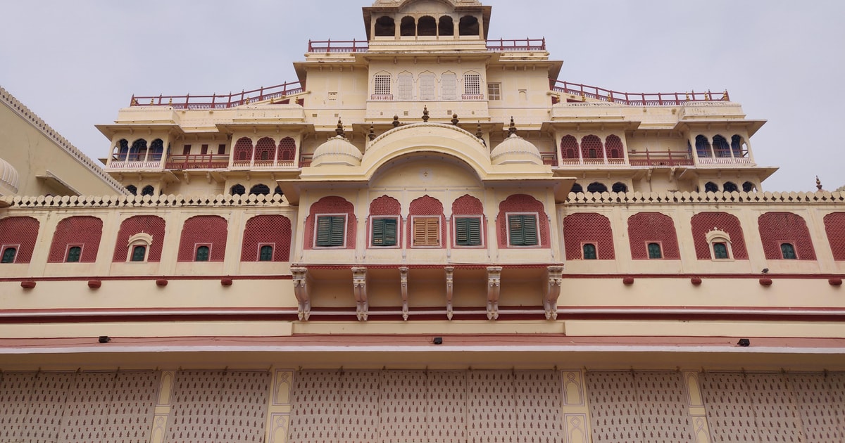 From Delhi: Amer Fort & Jaipur City Tour By Superfast Train | GetYourGuide