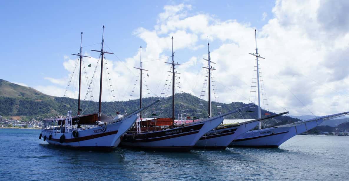 Angra dos Reis: Boat Tour in Ilha Grande and Lagoa Azul | GetYourGuide