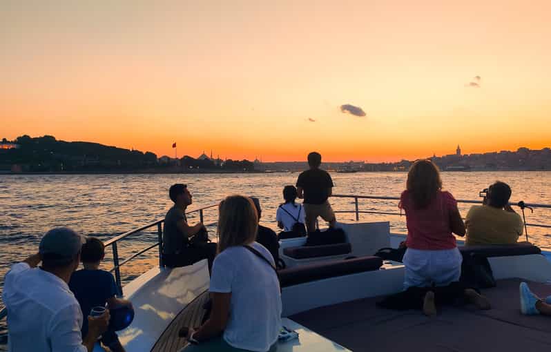 Istanbul: Bosphorus Sunset Yacht Cruise with Live Guide | GetYourGuide