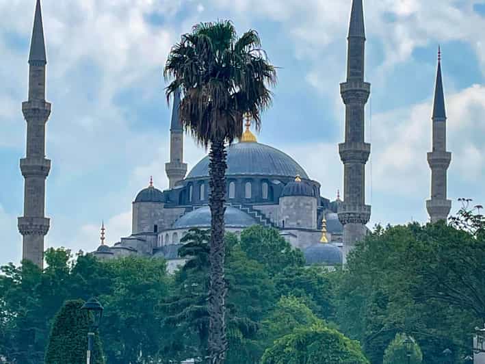 De legendarische moskeeën van Istanbul: de Blauwe Moskee en de Hagia ...