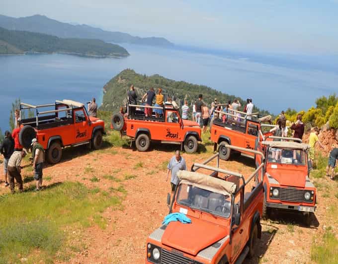 Fethiye: Jeeptour van een hele dag met bezoek aan Saklikent en lunch | GetYourGuide