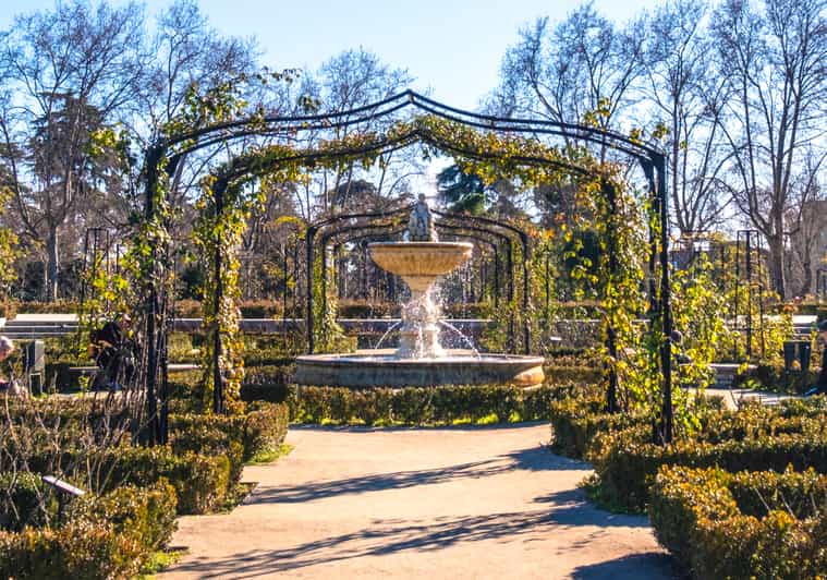 Μαδρίτη (από το Cibeles στο πάρκο Retiro) Κυνήγι θησαυρού | GetYourGuide