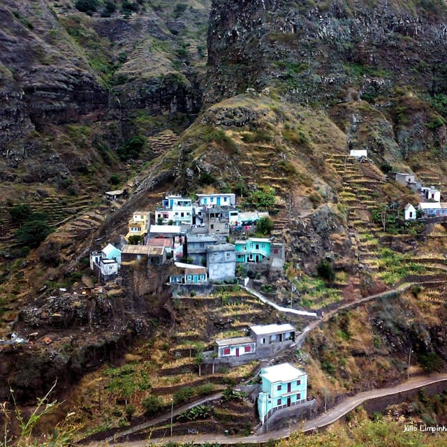 Coastal hike to Fontainhas | GetYourGuide