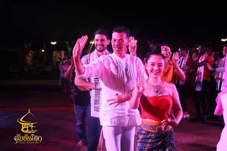 Khum Khantoke Chiang Mai: Cocina y Espectáculo del Norte de Tailandia ...