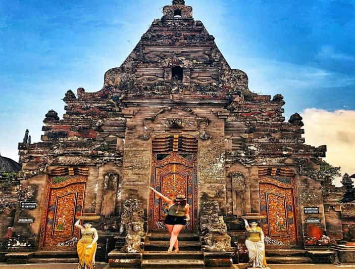 bali : cascadă, templu și casă veche balineză | GetYourGuide