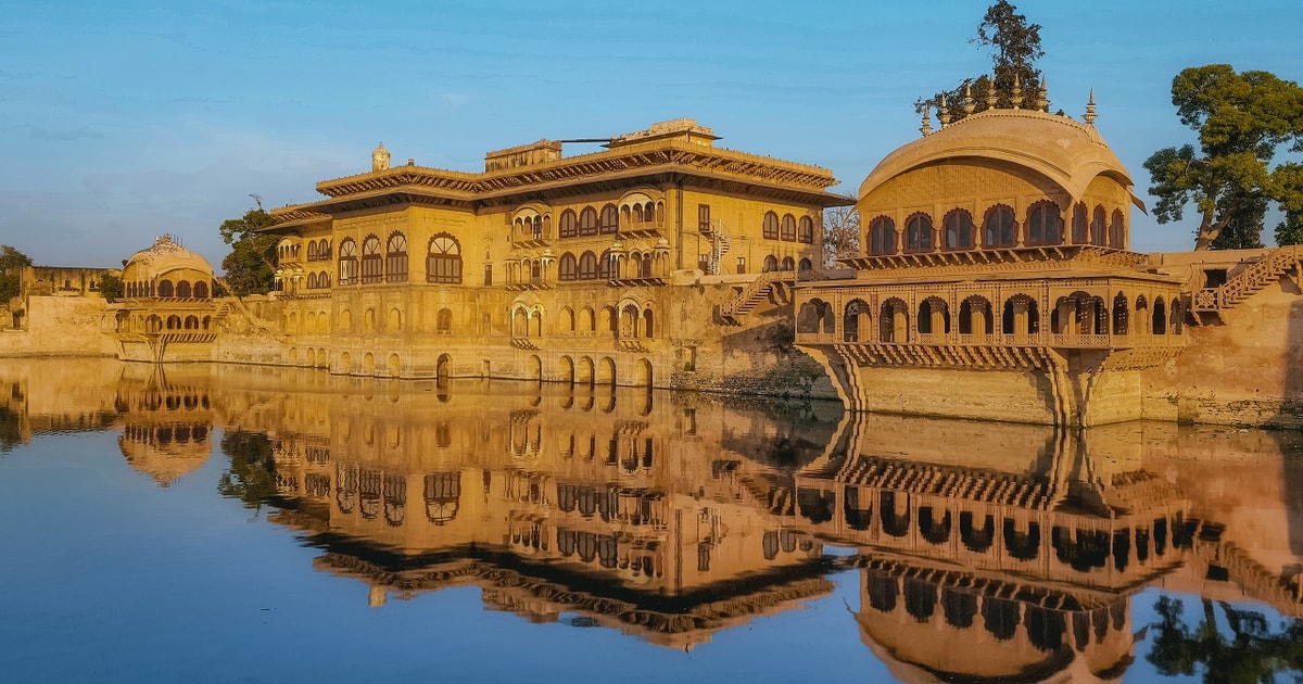 From Delhi: Deeg Palace Same Day Tour | GetYourGuide