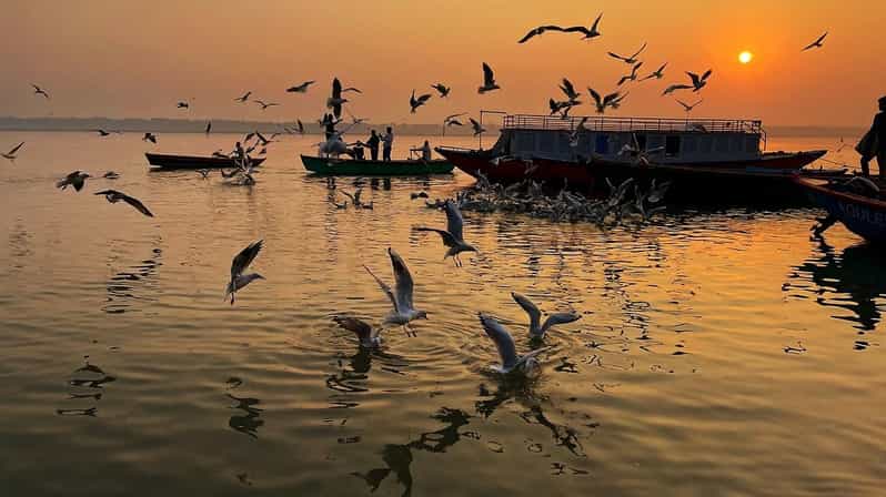 Varanasi'den: Subah E Banaras Turu | GetYourGuide
