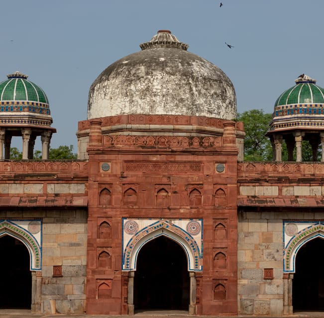 Delhi Unfiltered: Old and New Delhi Sightseeing Tour | GetYourGuide