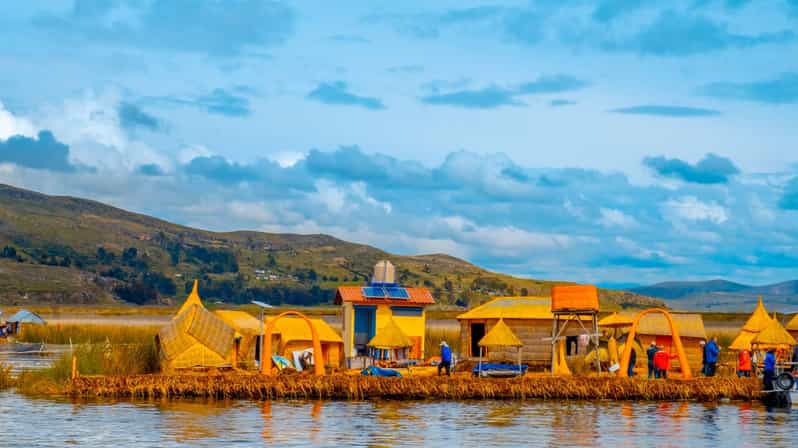 Lago Titicaca Uros Island Tour, Taquile and Amantani 2 days | GetYourGuide