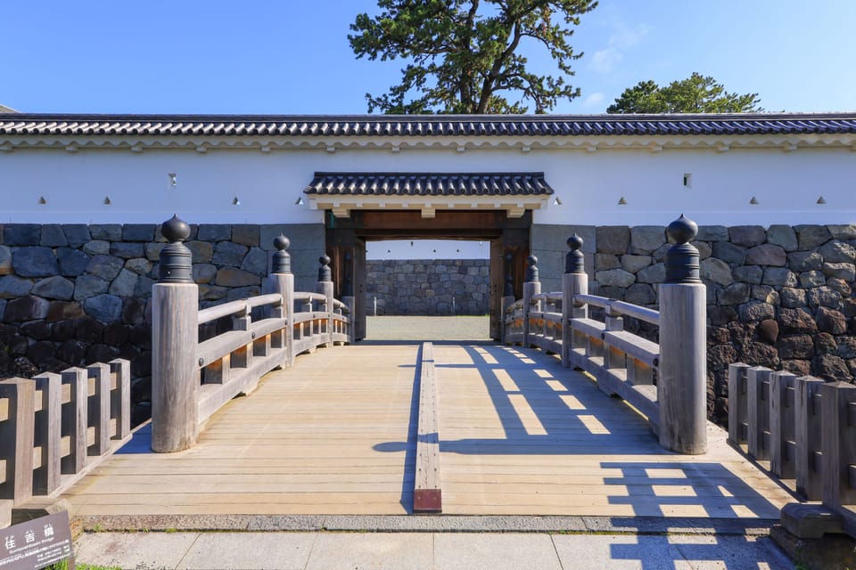 Odawara: Visita guiada por el Castillo y la Ciudad de Odawara ...