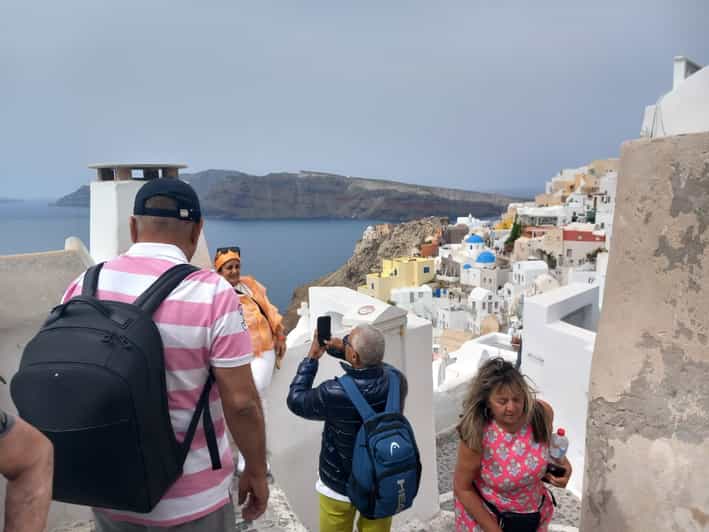 Din Atena: Excursie de o zi în Santorini cu înot | GetYourGuide