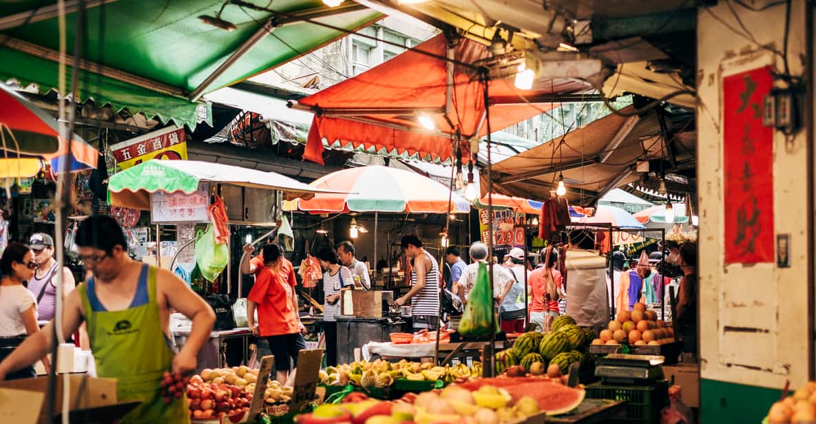 Iconic Food Tour: Local Street Food, Drinks & Sites | GetYourGuide