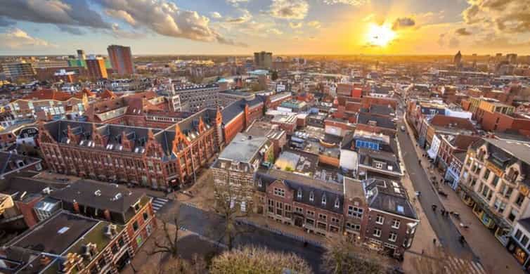 Groninga: Tour privado personalizado con guía local | GetYourGuide