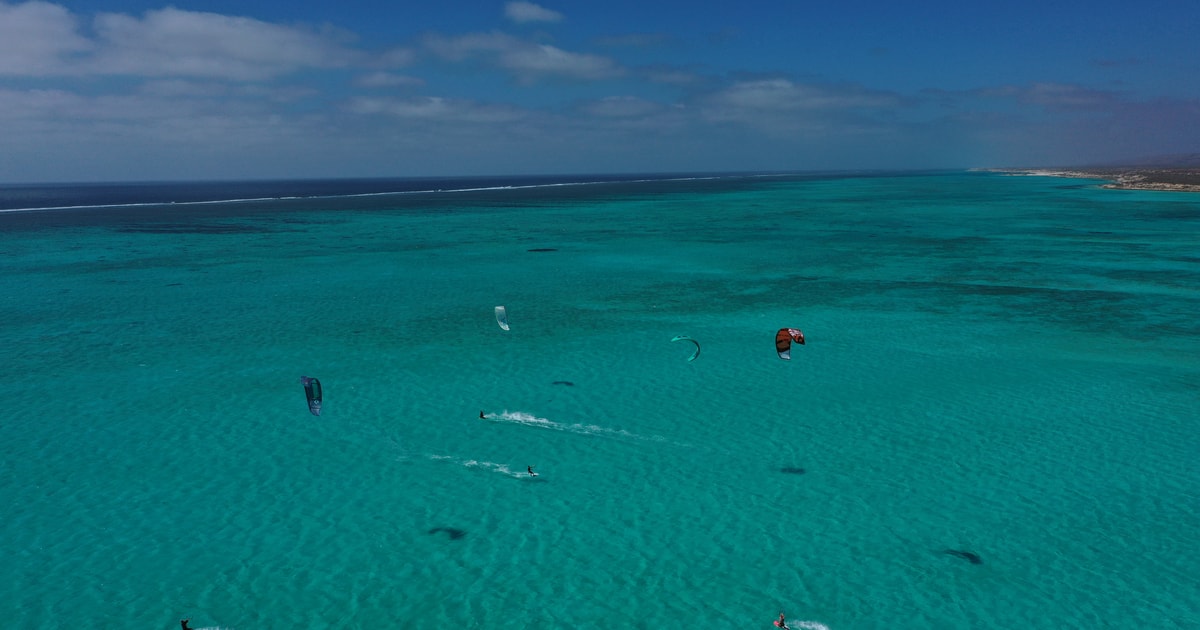 9-Day Kite Safari Tour Perth to Exmouth in Western Australia | GetYourGuide