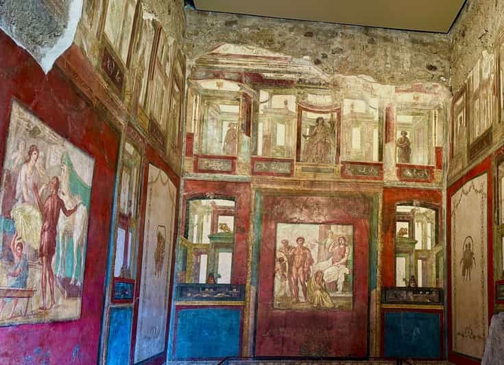 Pompeii: walking tour with an archeological guide | GetYourGuide