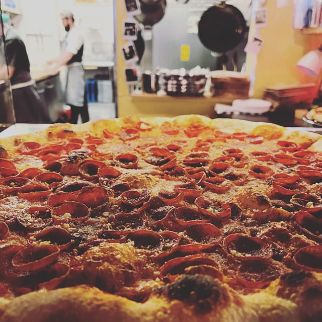 Portland: Walking Pizza Tour | GetYourGuide