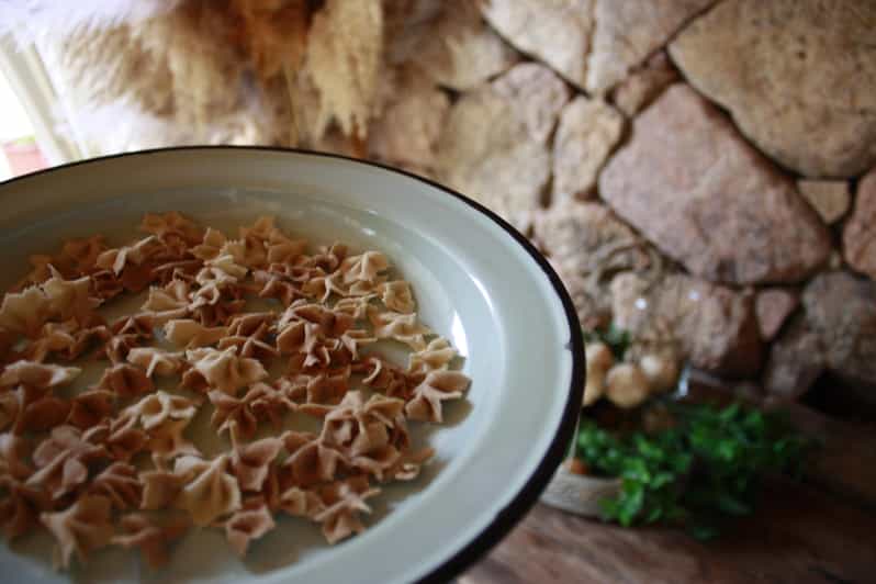 Olbia: μάθημα ζυμαρικών και κρασί. Μυστικά για αιώνια νεότητα ...