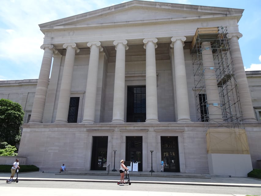 Washington Museums self-guided walking tour & scavenger hunt | GetYourGuide