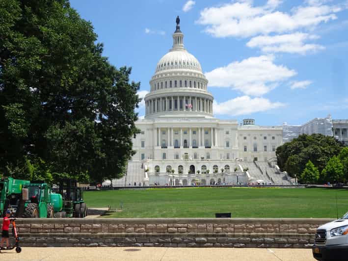 Washington Museums self-guided walking tour & scavenger hunt | GetYourGuide