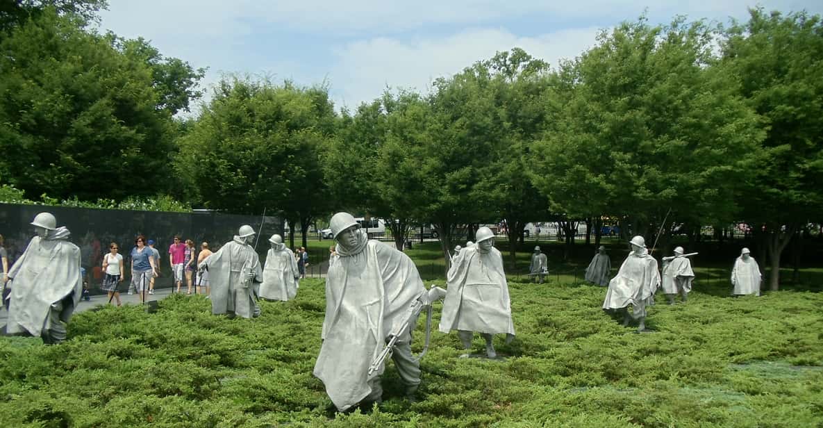 Washington Monuments self-guided walking tour scavenger hunt | GetYourGuide