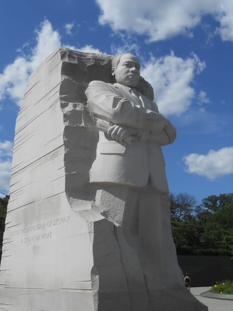 Washington Monuments self-guided walking tour scavenger hunt | GetYourGuide