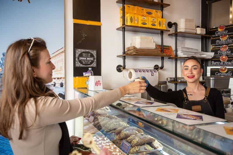Ξενάγηση στη Ρωμαϊκή Αγορά και ξενάγηση στο φαγητό του δρόμου στην ...