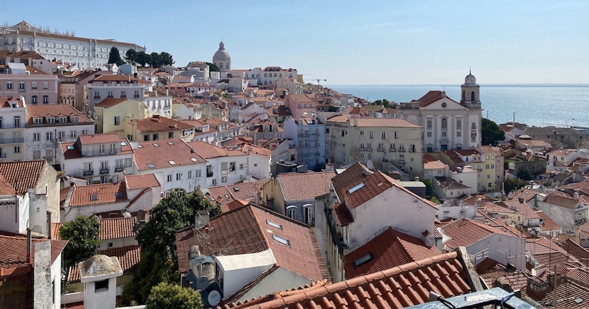 Lisbon: Walking tour for absolute Beginners | GetYourGuide
