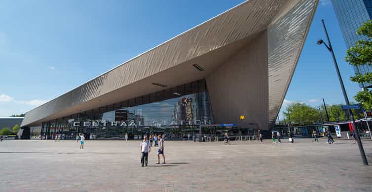 Visita autoguiada a pie y búsqueda del tesoro en Róterdam | GetYourGuide