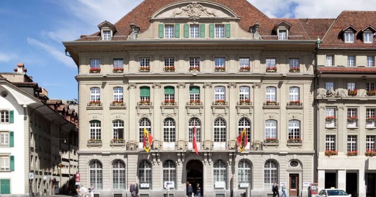 Bern: Private Walking Tour with a Local Guide (Private tour) | GetYourGuide