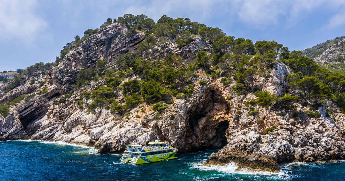 Z Cala Ratjada: Wycieczka łodzią ze szklanym dnem na wschodnim wybrzeżu ...