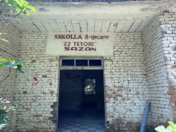 Valona: tour in motoscafo dell'isola di Sazan e della grotta di Haxhi ...