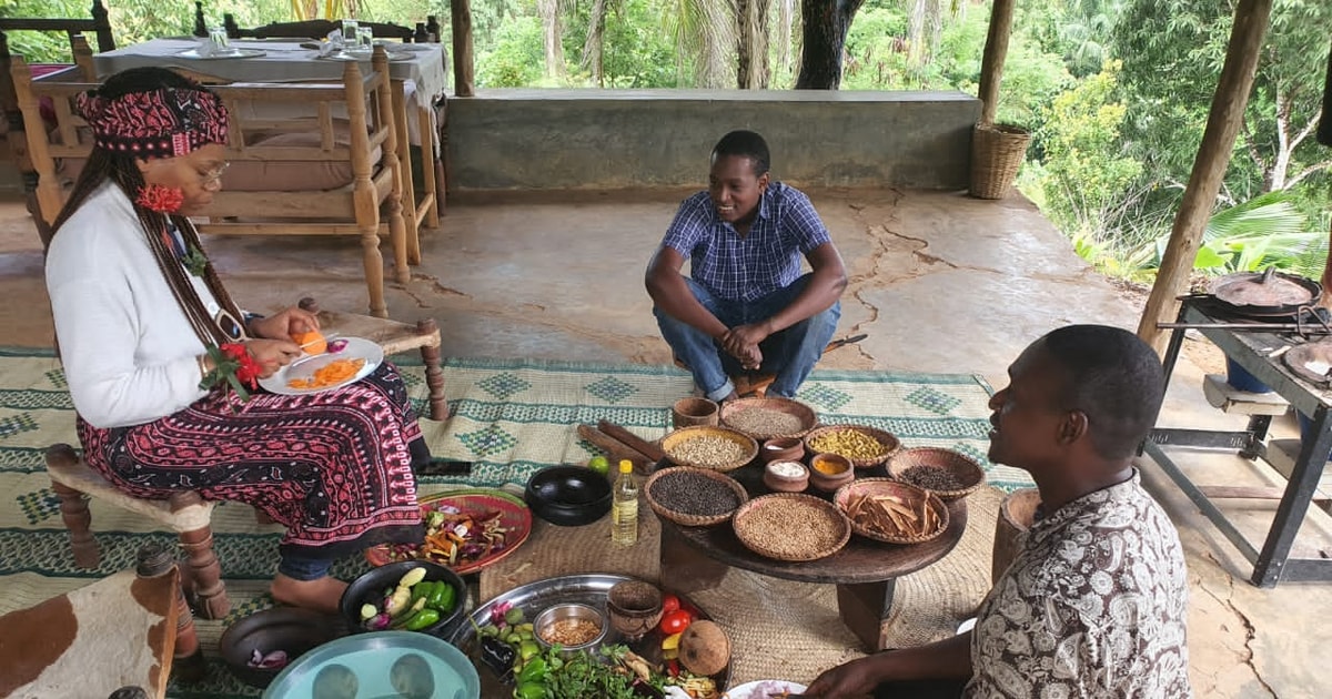 Explore Spice Farm Half Day Trip | GetYourGuide