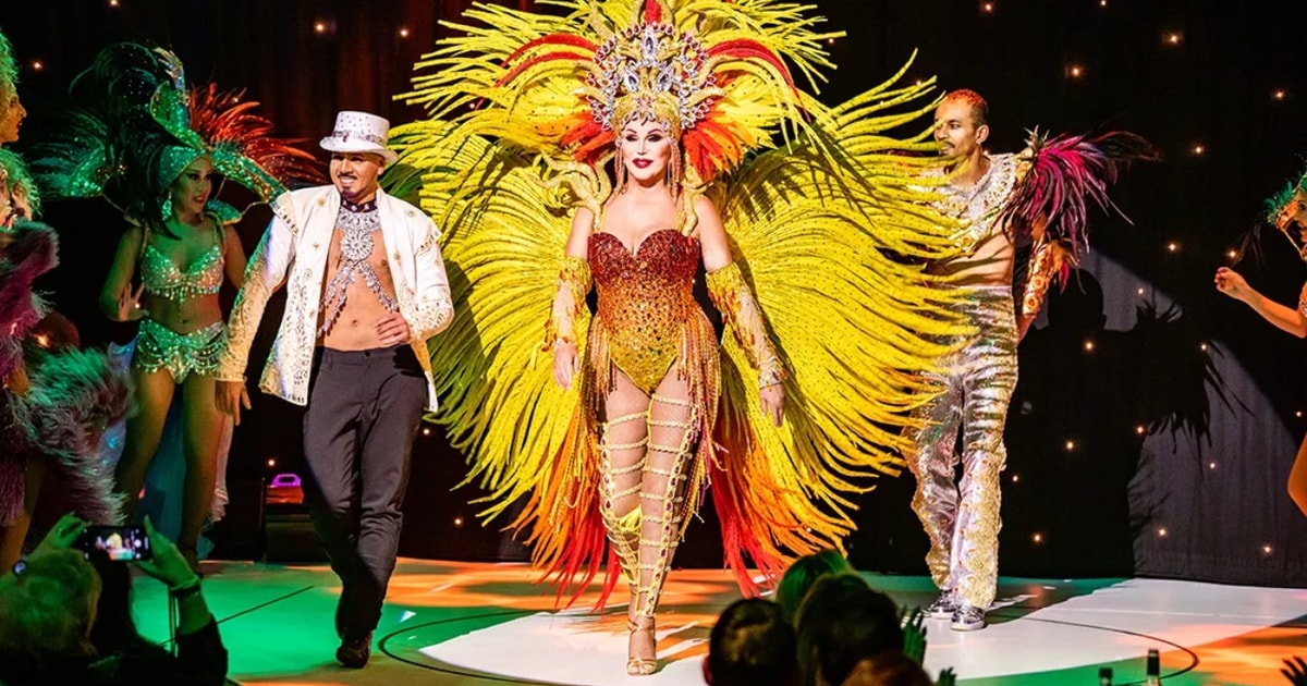 Dresden: Entrance Ticket for Travesty Revue Show | GetYourGuide