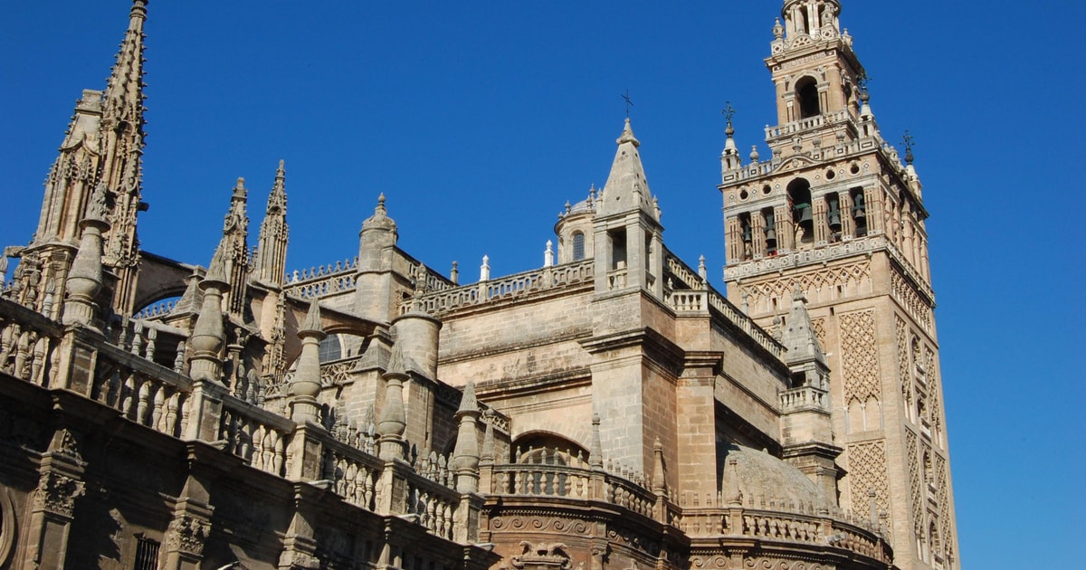 Catedrala din Sevilla și Real Alcazar Tur privat | GetYourGuide