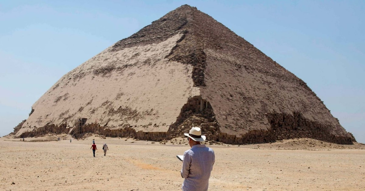 Giza: Excursión de un día a las Pirámides de Dahshur, Menfis y Sakkara | GetYourGuide