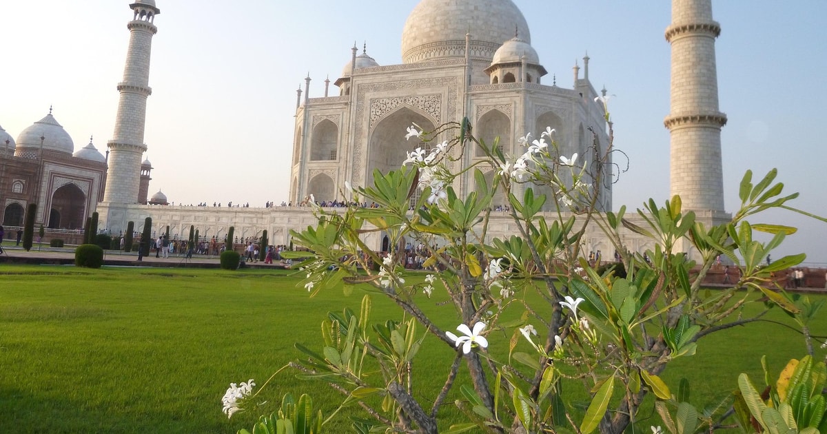 Agra: Tajmahal & Street Food Tour with Car | GetYourGuide