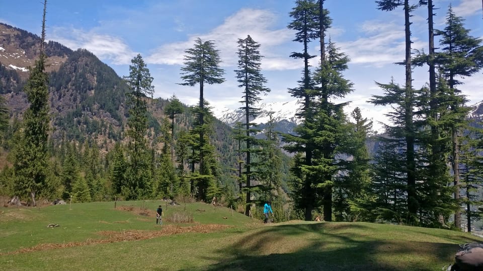 Excursión guiada a Lama Dugh en Manali | GetYourGuide