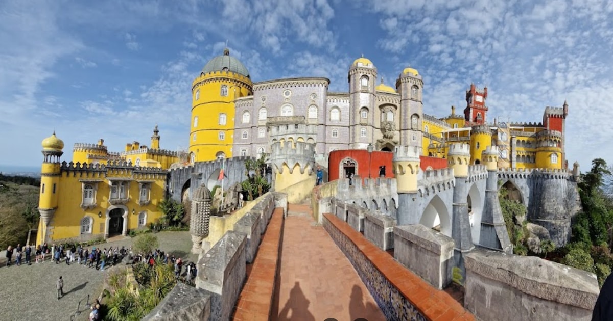 FullDay Private Transport - Sintra and Cascais | GetYourGuide