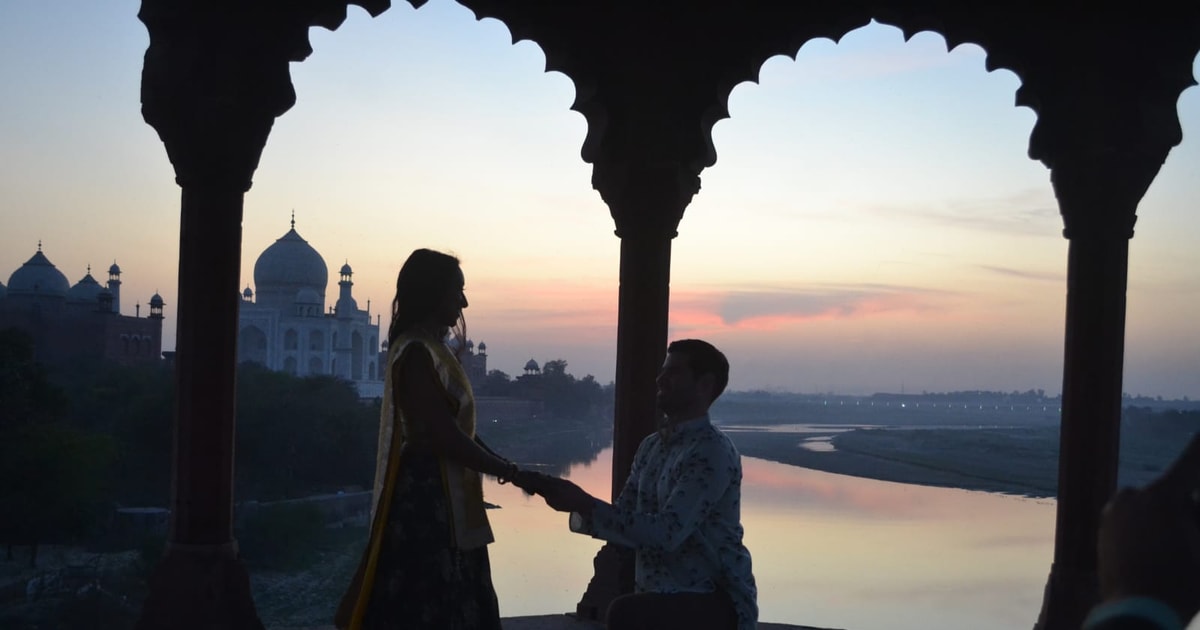 Desde Delhi: Viaje privado de un día a Agra en coche de lujo | GetYourGuide Desde Delhi: Viaje privado de un día a Agra en coche de lujo | GetYourGuide