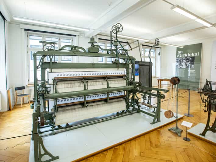 Giro del centro storico di San Gallo con museo del tessile | GetYourGuide