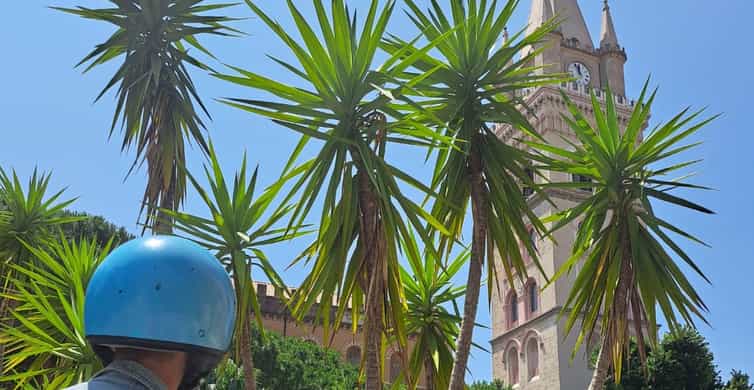 Mesyna: Wypożycz zabytkową Vespę | GetYourGuide