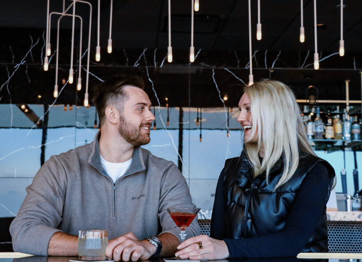 Chicago: 360 Chicago Observation Deck Sip and View Ticket | GetYourGuide