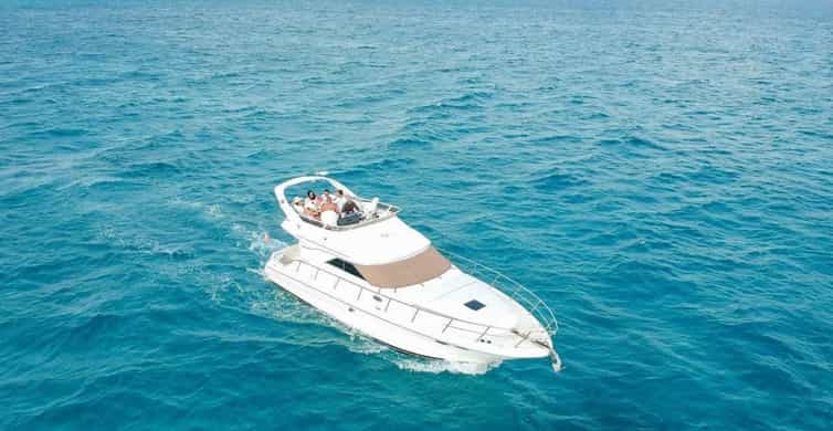 Cancun: Exclusive Sea Ray Express Bridge for 14 people | GetYourGuide